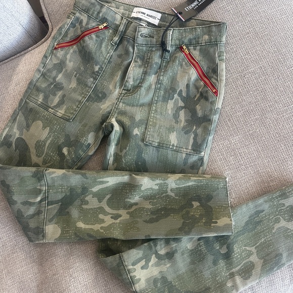 Etienne Marcel | Jeans | New Camo Skinny Jeans Size 26 Etienne Marcel ...